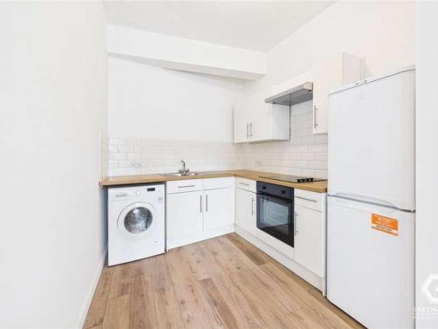 London Road, East Grinstead, West Sussex, RH19