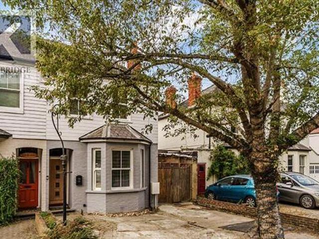 London Road, Ewell, 3 Bedroom Semi detached