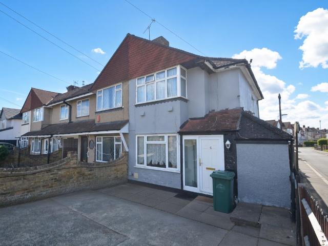 London Road, Feltham TW14, 3 bed end terrace house to rent, £2,000 pcm | PrimeLocation