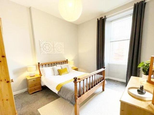 London Road, Gallowgate, 2 Bedroom Flat