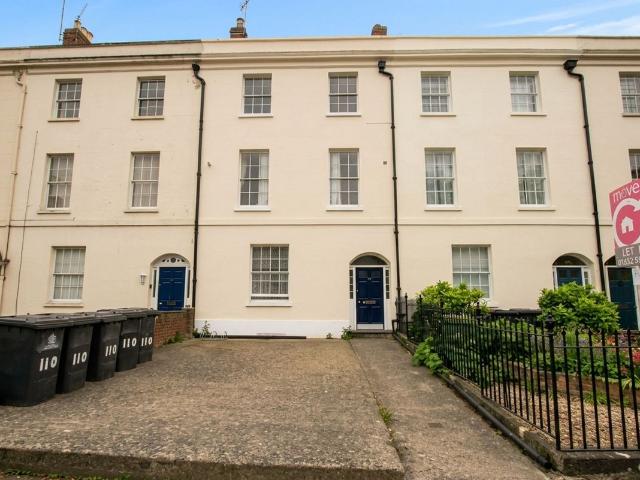 London Road, Gloucester GL1, 1 bed flat to rent, £895 pcm | PrimeLocation