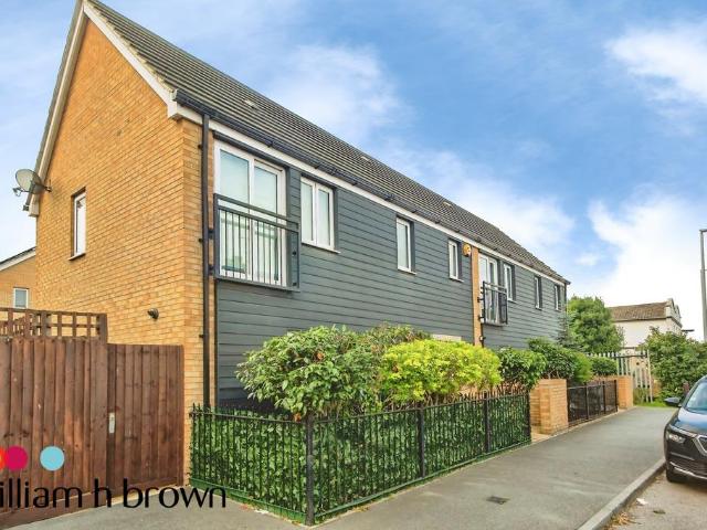 London Road, GRAYS 3 bed house to rent £1,900 pcm £438 pw