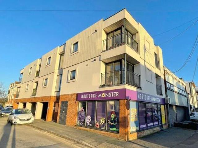 London Road, Hadleigh, 2 Bedroom Flat