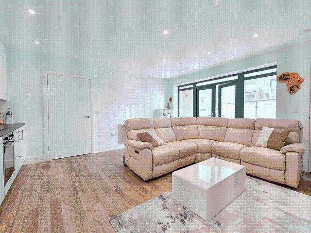 London Road, Hounslow TW3, 1 bed flat to rent, £1,900 pcm | PrimeLocation