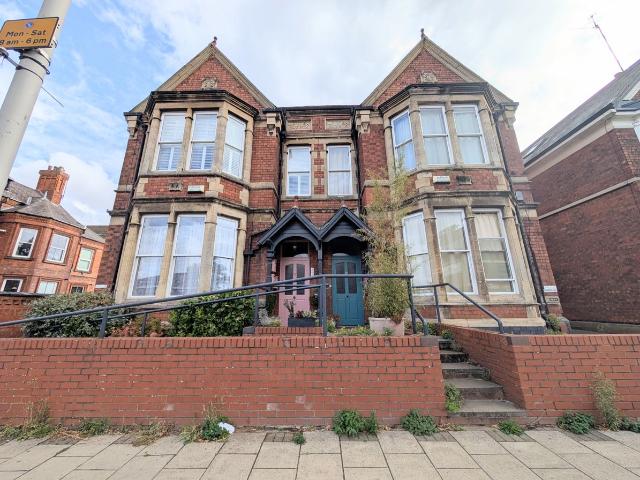 London Road, Kettering NN16, 1 bed flat to rent, £750 pcm | PrimeLocation