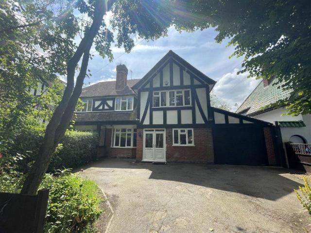 London Road, Leicester 5 bed semi detached house to rent £2,300 pcm £531 pw