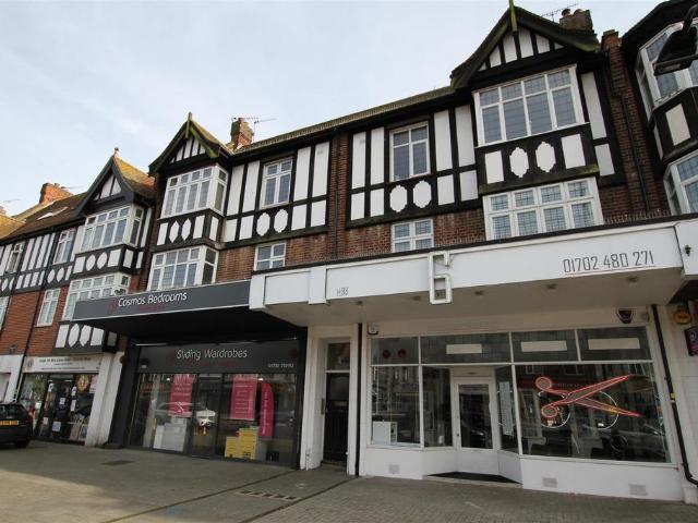 London Road, Leigh On Sea 2 bed flat to rent £1,295 pcm £299 pw