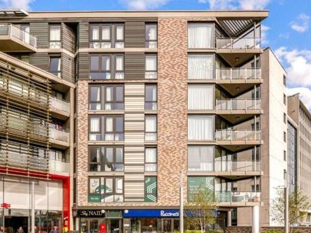 London Road, London, 2 Bedroom Flat