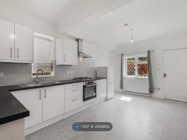 London Road, London SW16, 1 bed flat to rent, £1,400 pcm | PrimeLocation