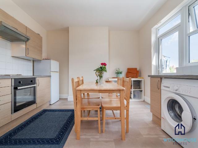London Road, London SW16, 1 bed flat to rent, £1,600 pcm | PrimeLocation
