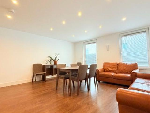London Road, London SW16, 3 bed flat to rent, £1,995 pcm | PrimeLocation