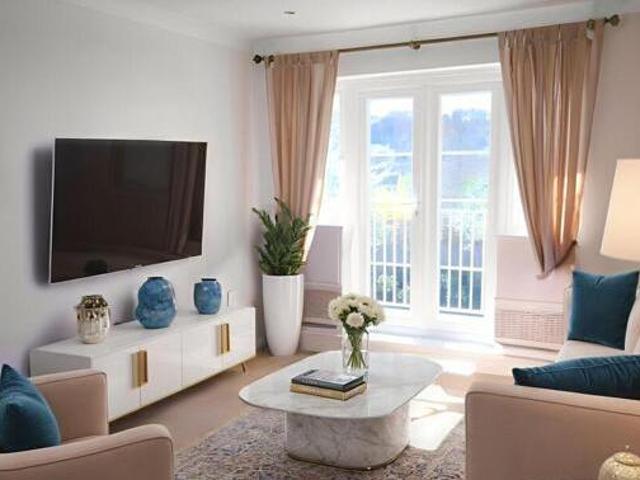 London Road, Loudwater, 2 Bedroom Flat