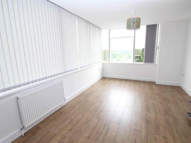London Road, Lowfield Heath