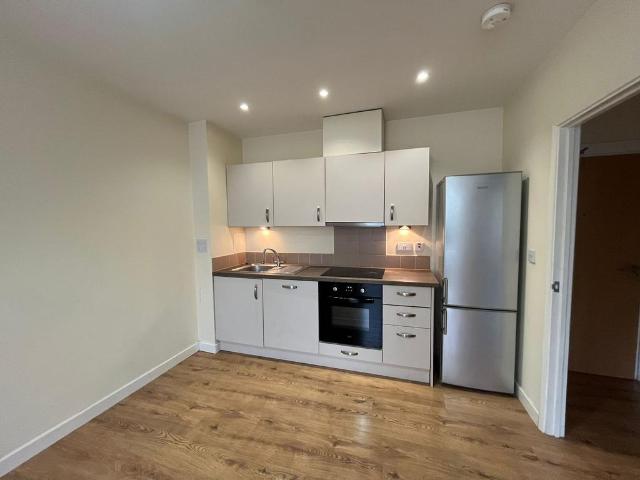 London Road, Maidstone ME16 1 bed flat to rent £1,000 pcm £231 pw