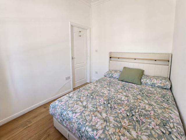 London Road, Maidstone ME16, 1 bed flat to rent, £950 pcm | PrimeLocation