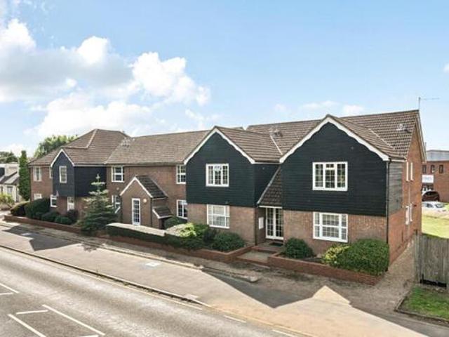 London Road, Mill View, Great Chesterford, 2 Bedroom Apartment