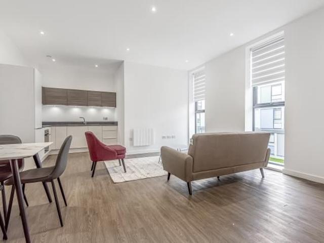 London Road, Oxford OX3, 1 bed flat to rent, £1,400 pcm | PrimeLocation