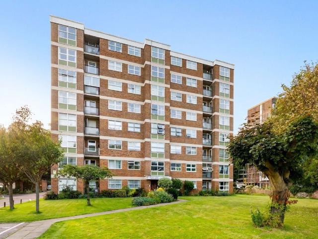 London Road, Patcham BN1, 2 bed flat to rent, £1,675 pcm | PrimeLocation