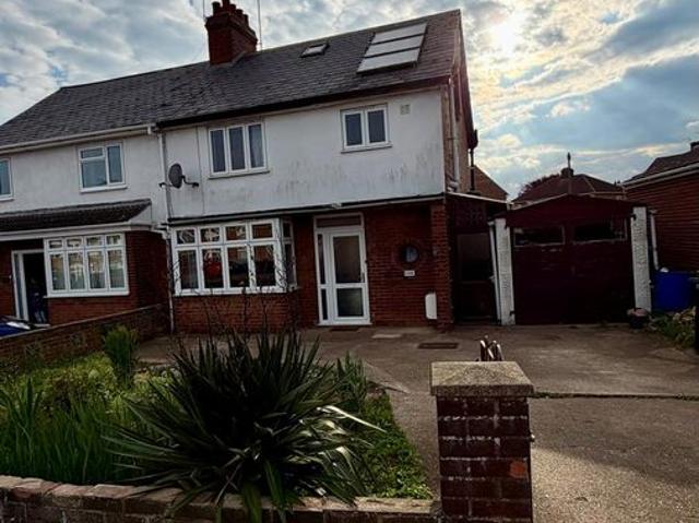 London Road, Peterborough PE2, 3 bed semi detached house to rent, £1,400 pcm | PrimeLocation