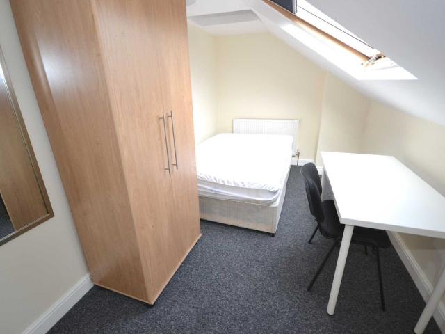 London Road, Reading, Berkshire RG1, Room to rent, £575 pcm | PrimeLocation
