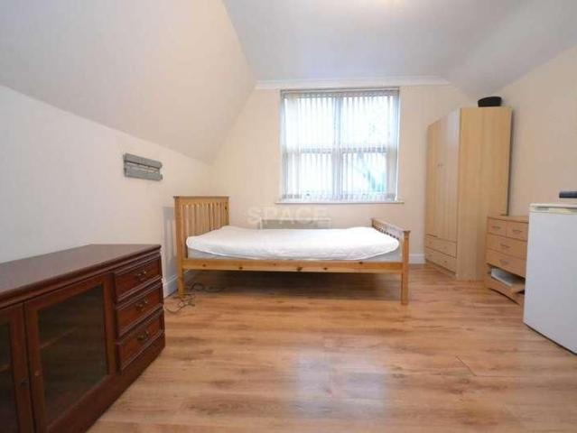 London Road, Reading, RG1