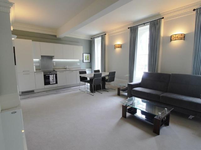 London Road, Reading, RG1 5AG