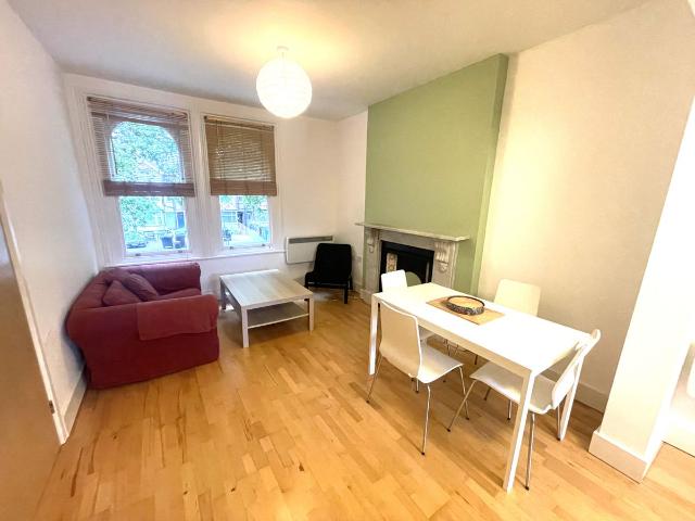 London Road, Reading RG1, 1 bed flat to rent, £1,100 pcm | PrimeLocation