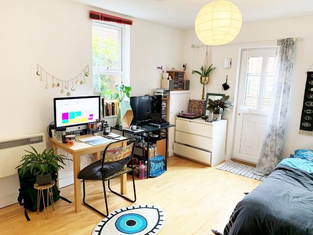 London Road, Reading RG1, Studio to rent, £950 pcm | PrimeLocation