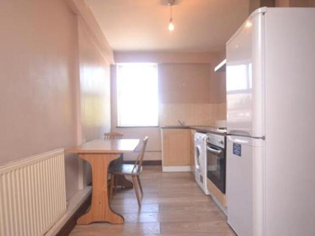 London Road, Reading, Studio Flat For