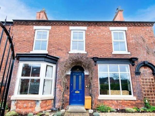 London Road, Retford, 4 Bedroom Detached