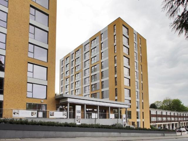 London Road, Sevenoaks TN13, 1 bed flat to rent, £1,600 pcm | PrimeLocation