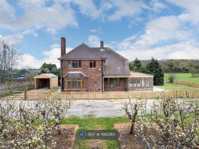 London Road, Sittingbourne, Teynham ME9, 3 bed detached house to rent, £2,150 pcm | PrimeLocation