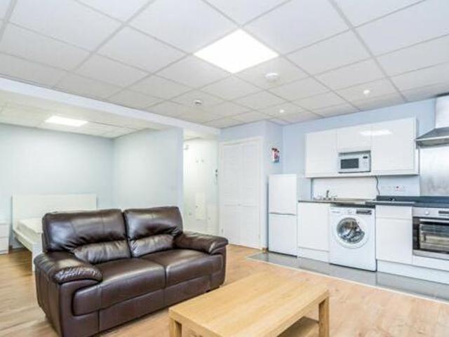 London Road, Southampton, Studio Flat For