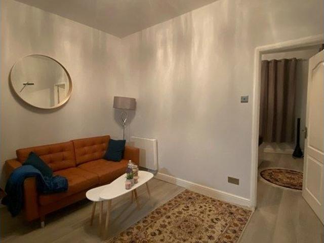 London Road, Southend On Sea SS1, 1 bed flat to rent, £800 pcm | PrimeLocation