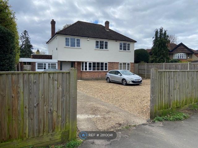 London Road, Slough SL3, 4 bed detached house to rent, £3,300 pcm | PrimeLocation
