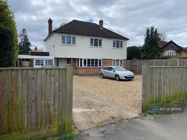 London Road, Slough, SL3 4 bed detached house to rent £3,300 pcm £762 pw