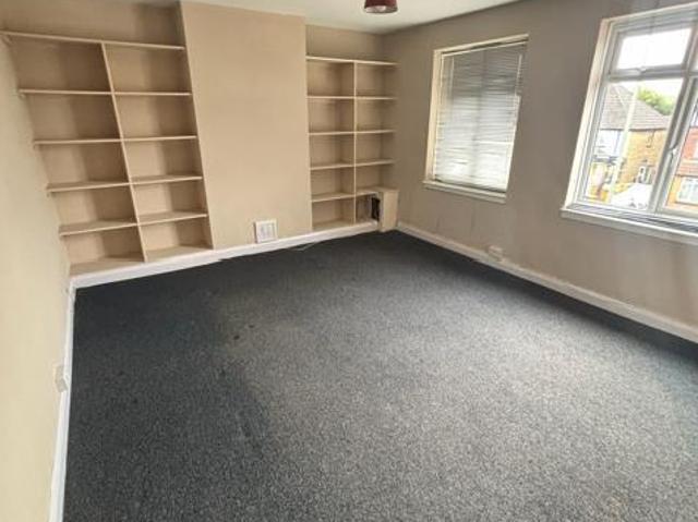 London Road, Swanley BR8 1 bed flat to rent £1,000 pcm £231 pw