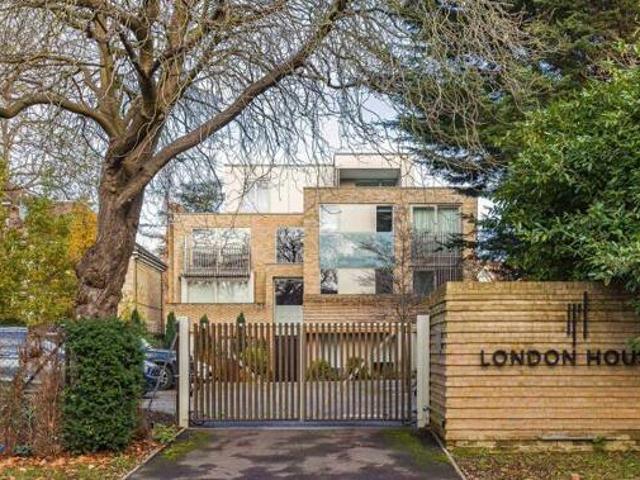 London Road, St Albans, 2 Bedroom Flat