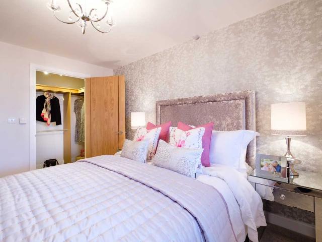 London Road, St.Albans AL1, 2 bed flat to rent, £5,000 pcm | PrimeLocation