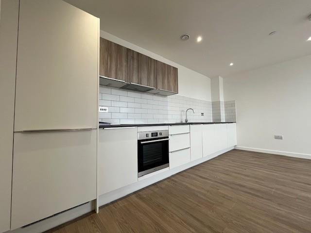 London Road, St. Leonards, TN37 6FL