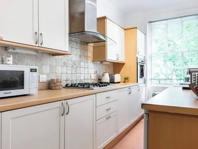 London, WC1H 8HZ, United Kingdom | 3 bed apartment for rent #165108460 | Rentberry