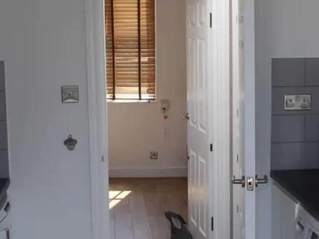 London, WC2B 5QG, United Kingdom | 3 bed duplex for rent #96201769 | Rentberry