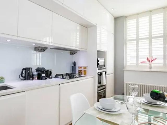 London, WC2B 5RH, United Kingdom | 2 bed apartment for rent #117325973 | Rentberry