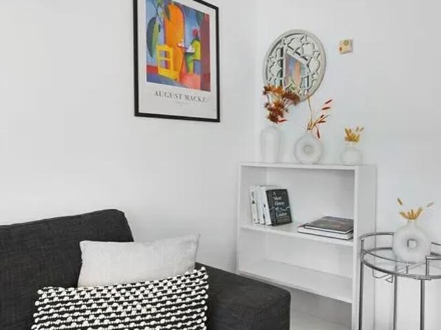 London, WC2H 8LW, United Kingdom | 3 bed apartment for rent #164486970 | Rentberry