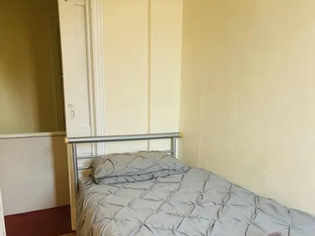 London, West Hendon, ENGLAND, GB | Room for rent #153216154 | Rentberry