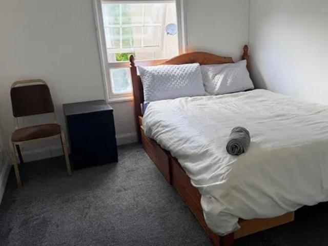 London, West Heath, ENGLAND, GB | Room for rent #153216006 | Rentberry