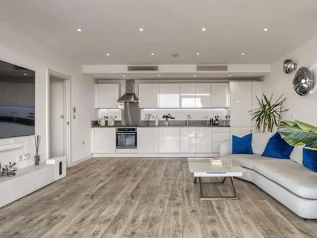 London, TW8 0GA, United Kingdom | 2 bed apartment for rent #147258973 | Rentberry