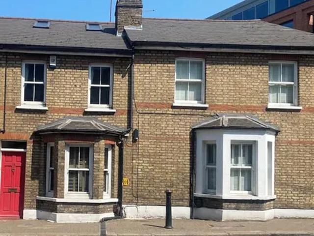 London, TW9 1SE, United Kingdom | 3 bed townhouse for rent #165043728 | Rentberry