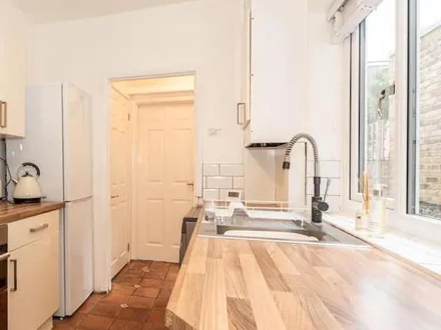 London, TW11 8SY, United Kingdom | 3 bed house for rent #131487725 | Rentberry