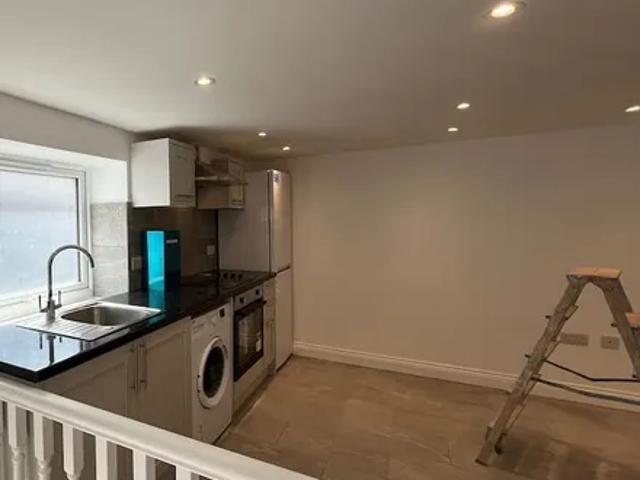London, W14 8XJ, United Kingdom | 2 bed apartment for rent #168040455 | Rentberry